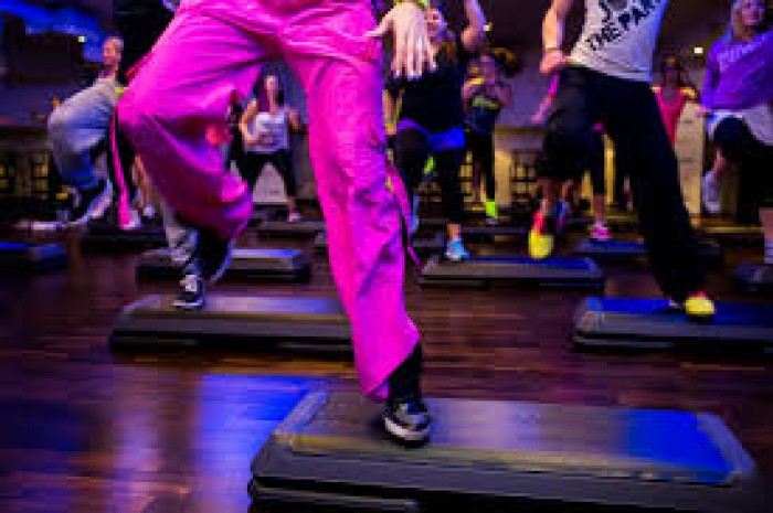 Aula de Step Coreografado Piracicaba - ginástica em Piracicaba ...